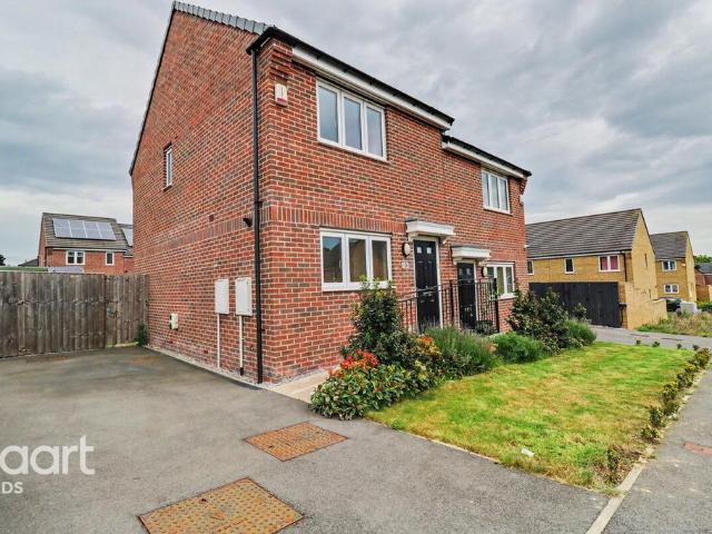 2 bedroom semi detached house for sale