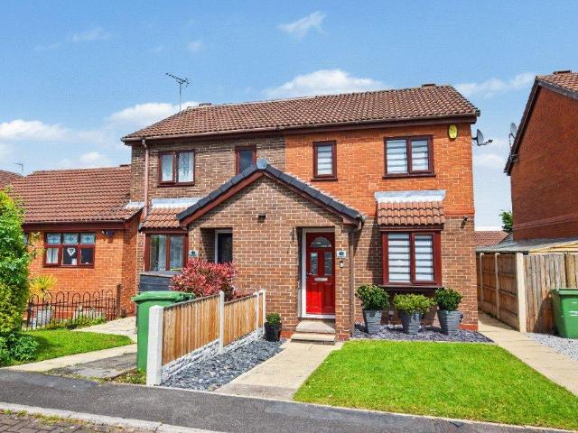 2 bedroom semi detached house for sale