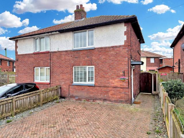 2 bedroom semi detached house for sale