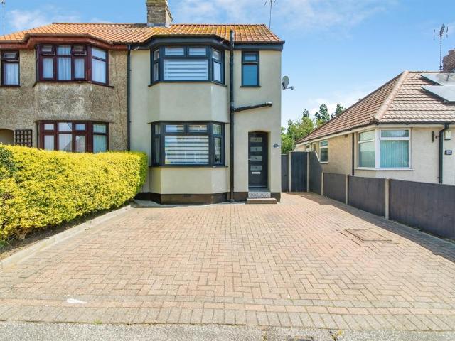 2 bedroom semi detached house for sale