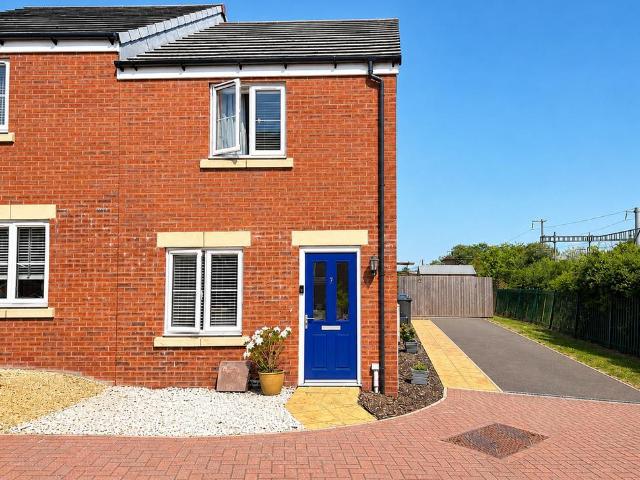 2 bedroom semi detached house for sale
