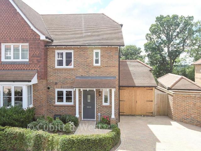 2 bedroom semi detached house for sale