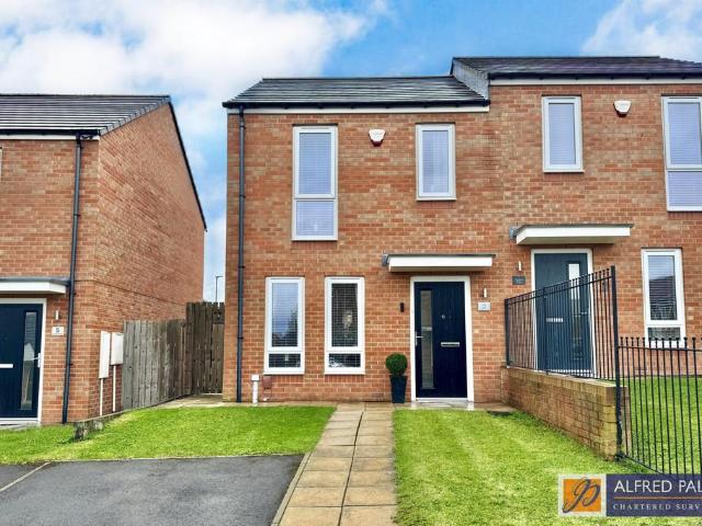 2 bedroom semi detached house for sale