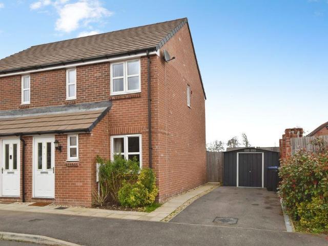 2 bedroom semi detached house for sale