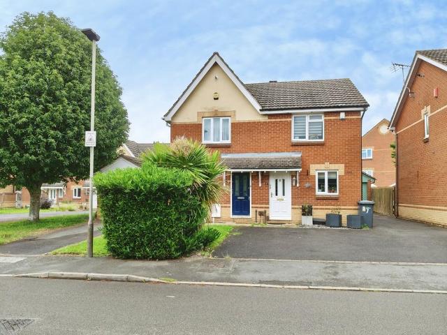 2 bedroom semi detached house for sale