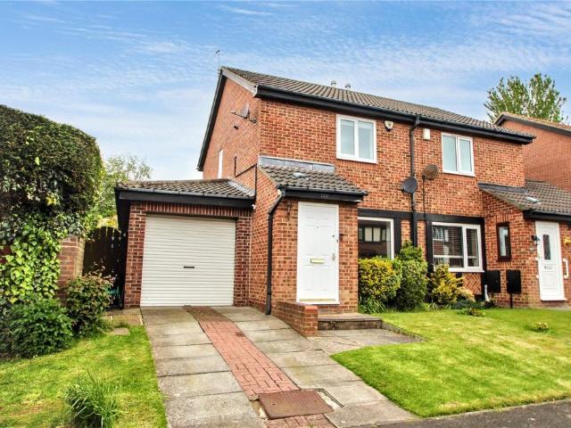 2 bedroom semi detached house for sale