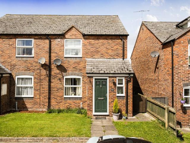 2 bedroom semi detached house for sale
