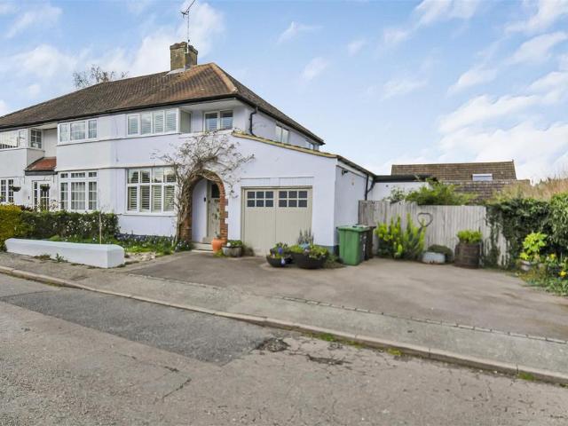 2 bedroom semi detached house for sale