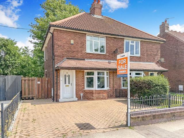 2 bedroom semi detached house for sale