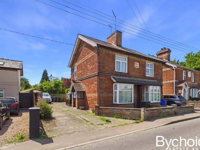 2 bedroom semi detached house for sale