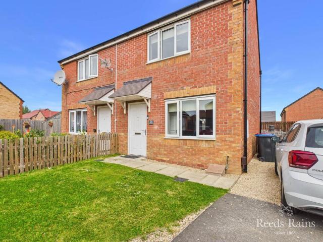 2 bedroom semi detached house for sale