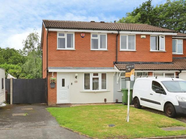 2 bedroom semi detached house for sale