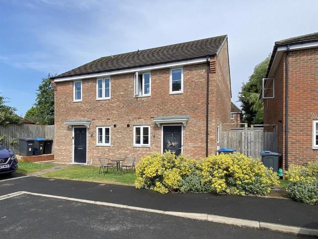 2 bedroom semi detached house for sale