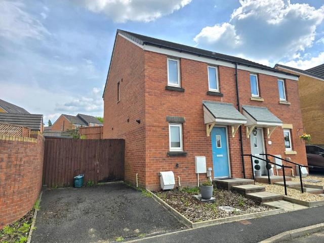 2 bedroom semi detached house for sale