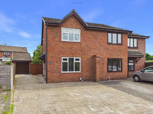 2 bedroom semi detached house for sale