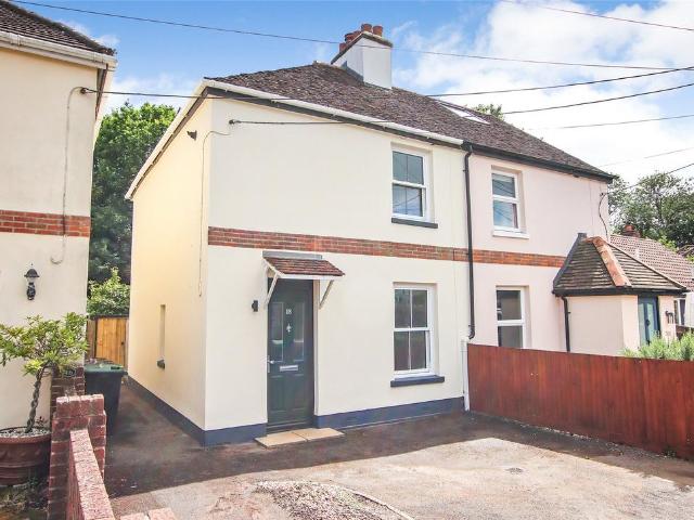 2 bedroom semi detached house for sale