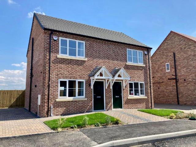 2 bedroom semi detached house for sale