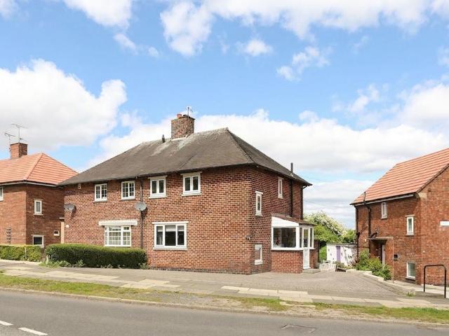 2 bedroom semi detached house for sale