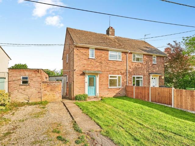 2 bedroom semi detached house for sale