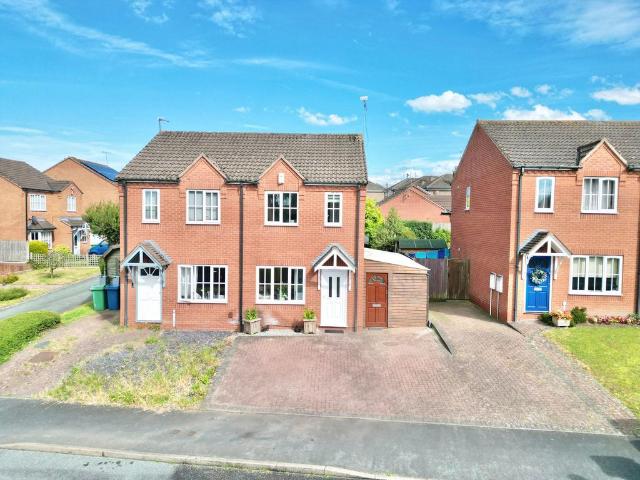 2 bedroom semi detached house for sale