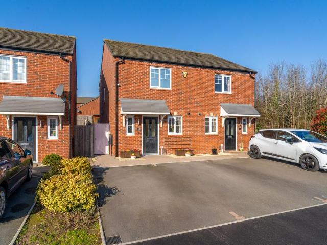 2 bedroom semi detached house for sale