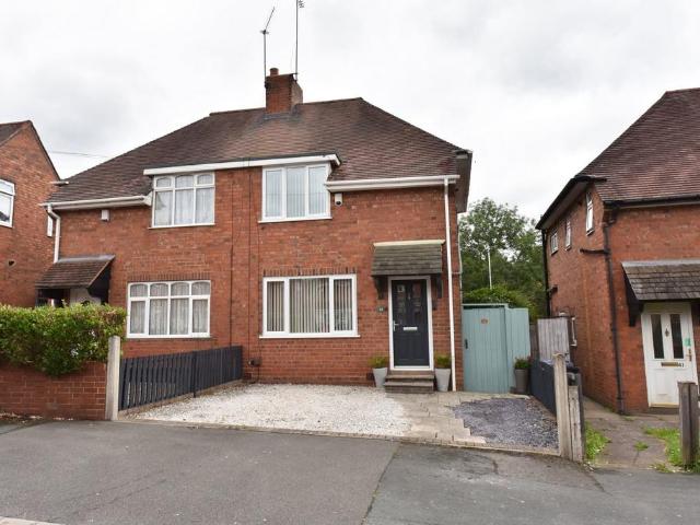 2 bedroom semi detached house for sale