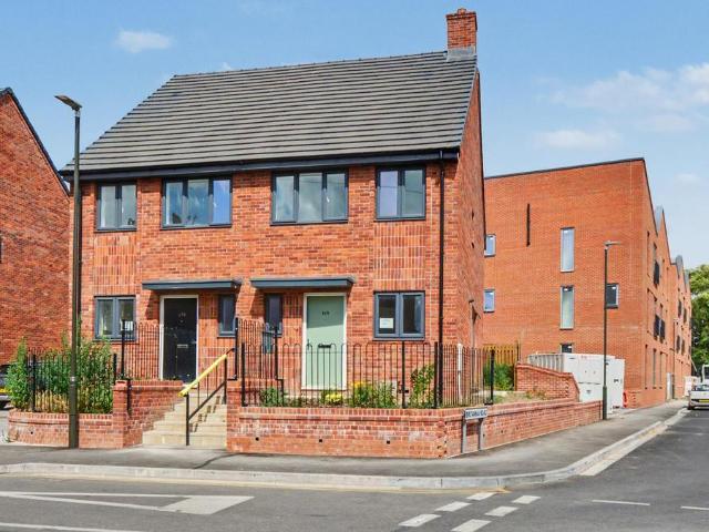 2 bedroom semi detached house for sale