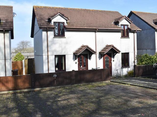 2 bedroom semi detached house for sale