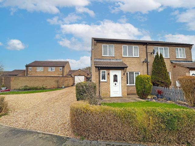 2 bedroom semi detached house for sale