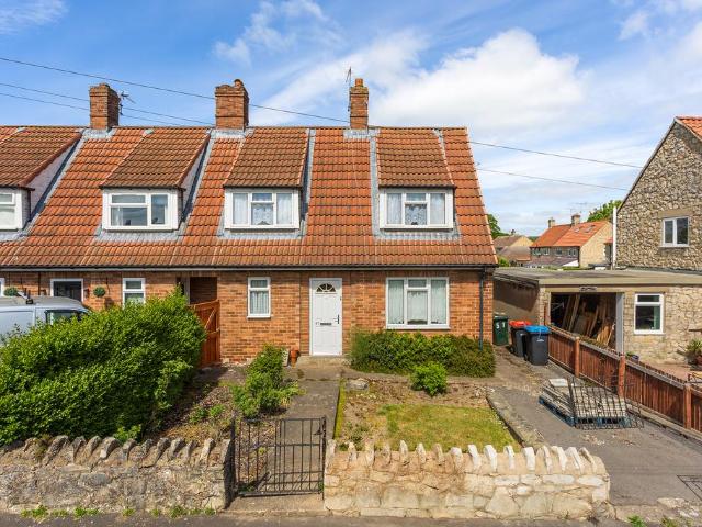 2 bedroom semi detached house for sale