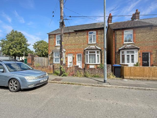 2 bedroom semi detached house for sale