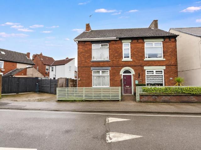 2 bedroom semi detached house for sale