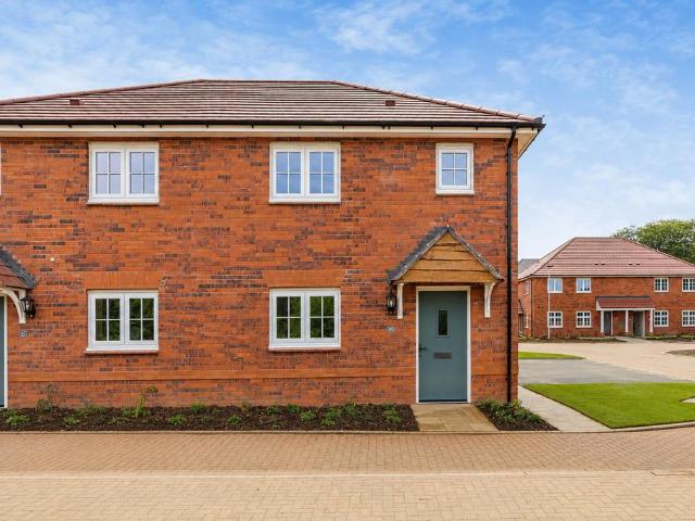 2 bedroom semi detached house for sale