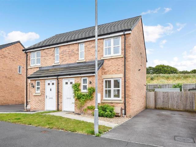 2 bedroom semi detached house for sale