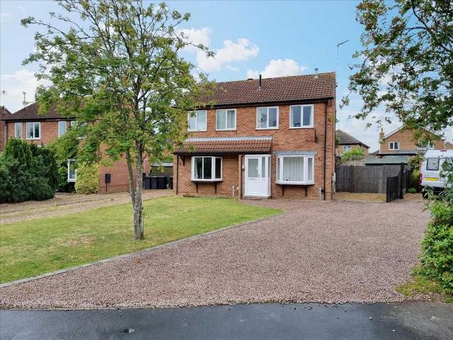 2 bedroom semi detached house for sale