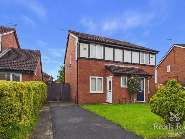 2 bedroom semi detached house for sale