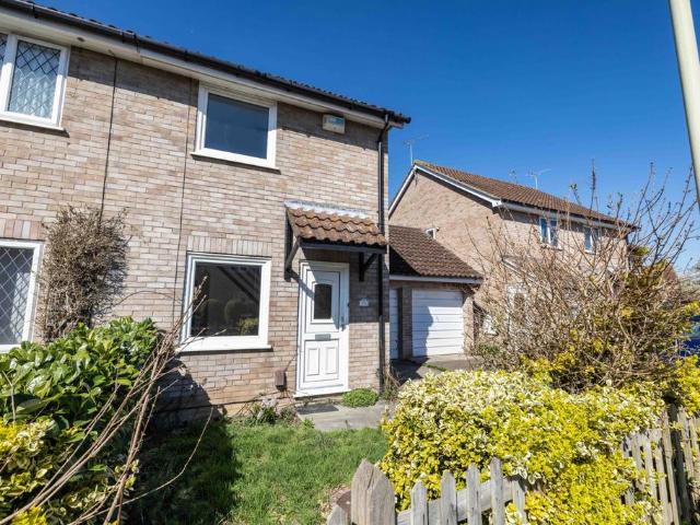 2 bedroom semi detached house for sale