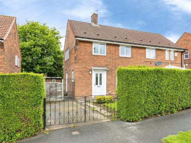 2 bedroom semi detached house for sale