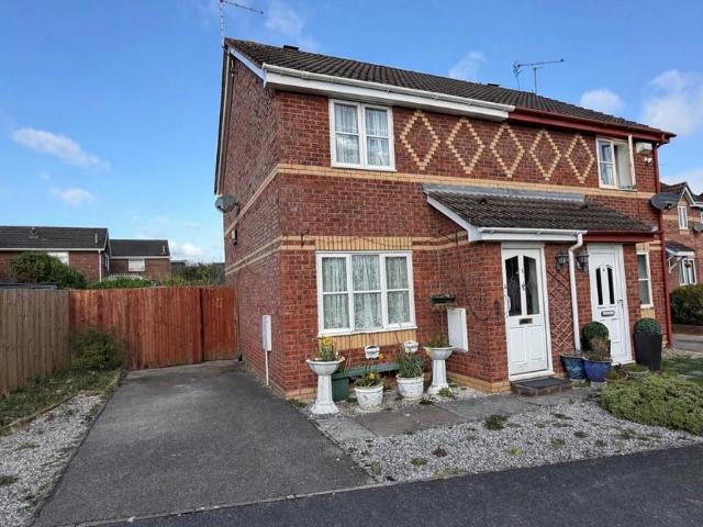 2 bedroom semi detached house for sale