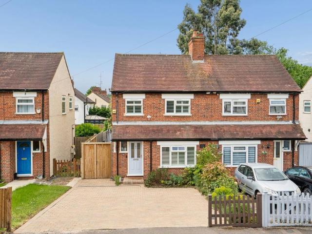 2 bedroom semi detached house for sale