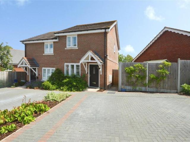 2 bedroom semi detached house for sale