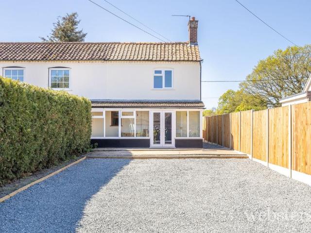 2 bedroom semi detached house for sale
