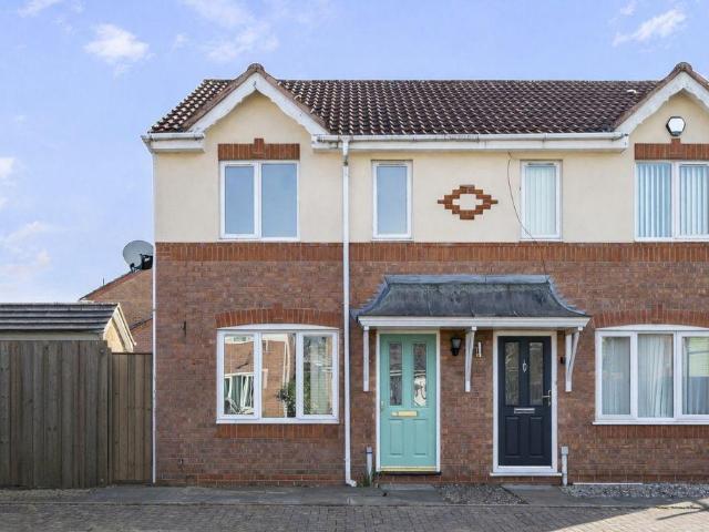 2 bedroom semi detached house for sale