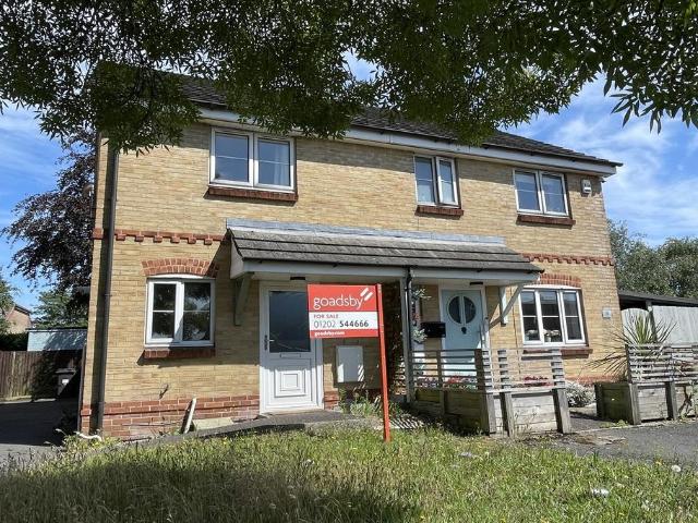 2 bedroom semi detached house for sale