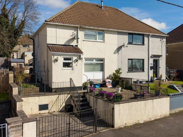 2 bedroom semi detached house for sale