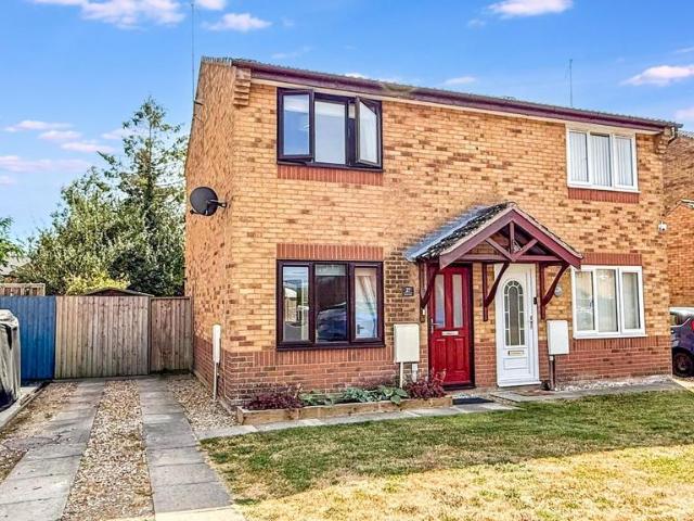 2 bedroom semi detached house for sale