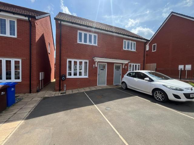 2 bedroom semi detached house for sale