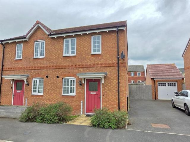 2 bedroom semi detached house for sale