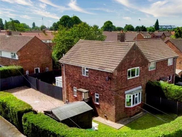 2 bedroom semi detached house for sale
