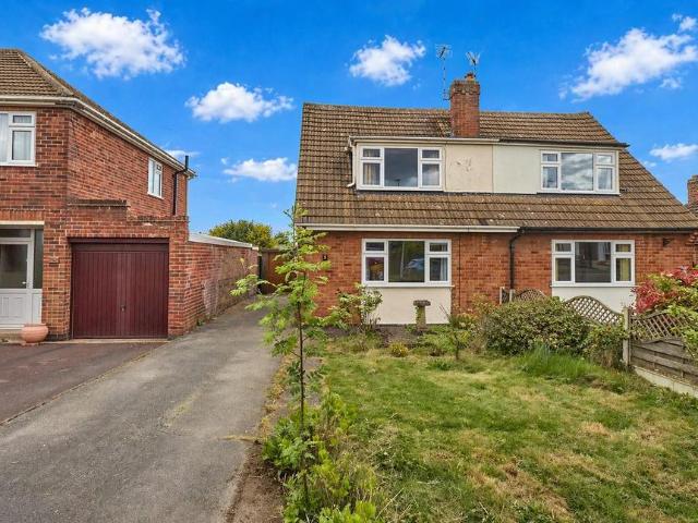 2 bedroom semi detached house for sale